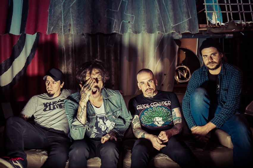Grindhouse lança o disco de estreia Built in Obsolescence - Headbangers ...