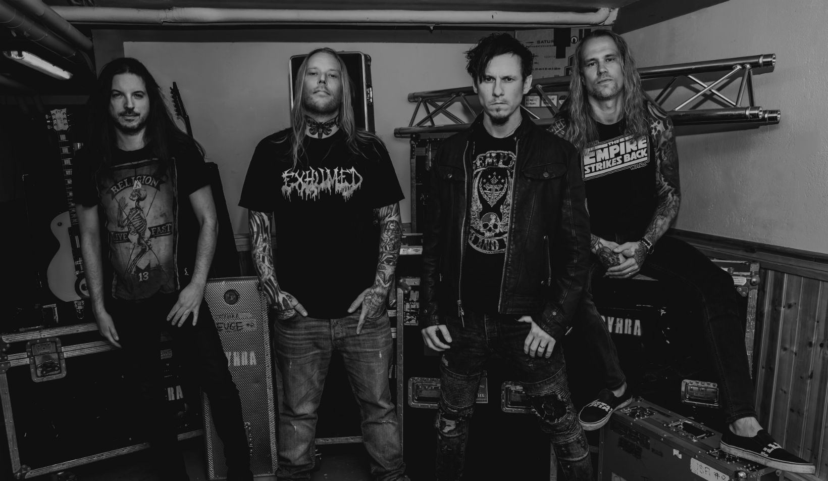 Cyhra lança prévia do novo álbum com o videoclipe 'Out Of My Life ...