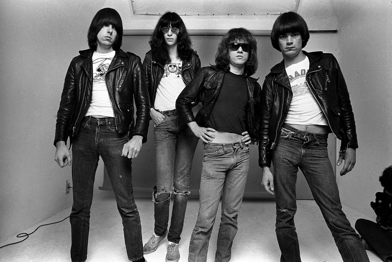 "It's Alive", álbum clássico dos Ramones, ganha versão Deluxe ...