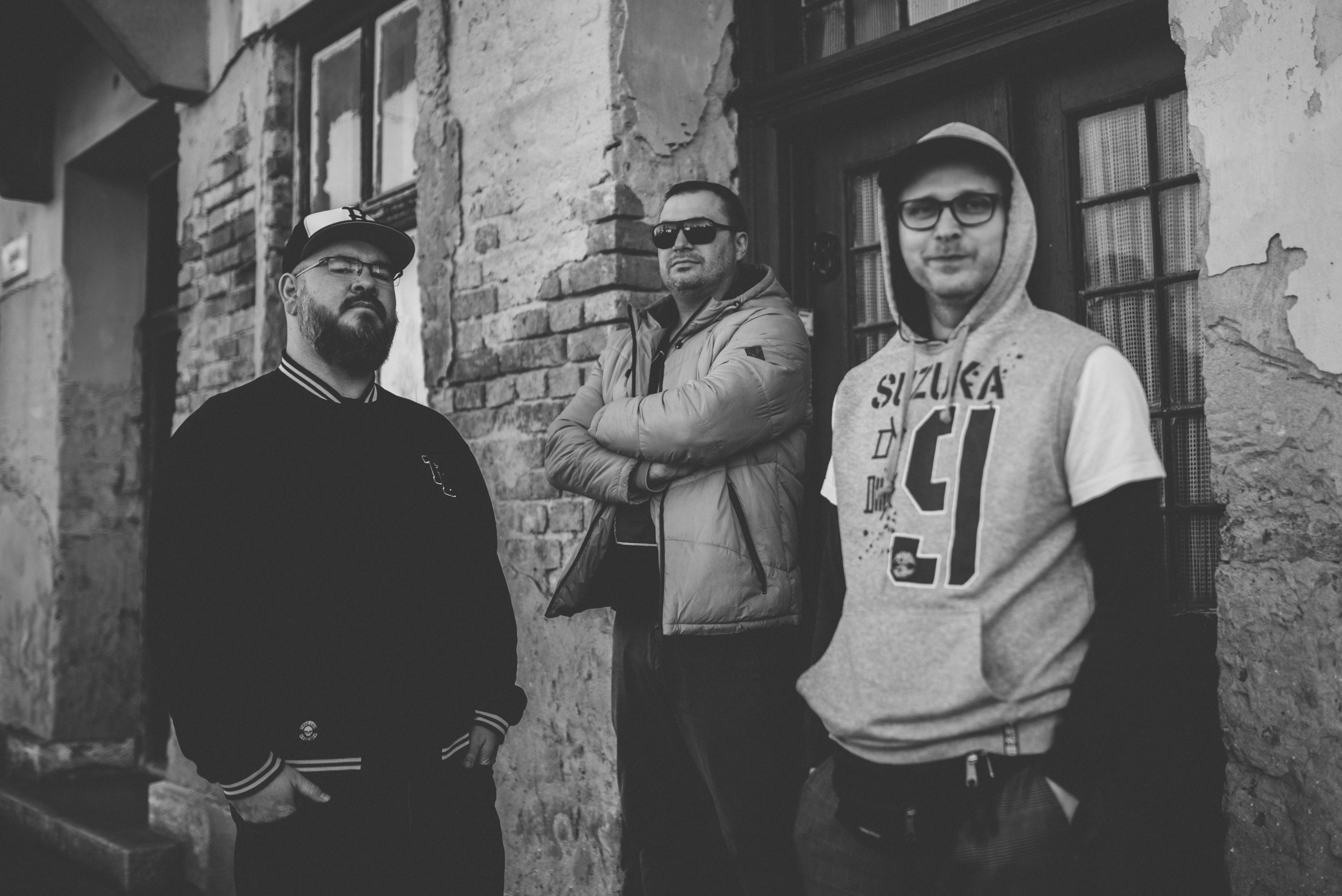 A banda experimental de rock progressivo Ajna lança novo single e ...