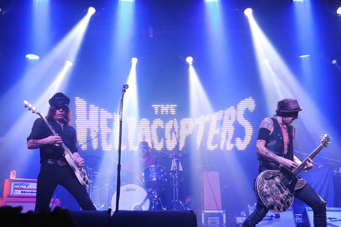 The Hellacopters contagia o público com o bom rock and roll em São ...