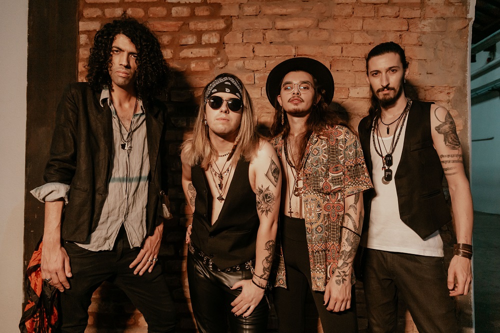 Electric Gypsy lança álbum de estreia nas plataformas de streaming ...