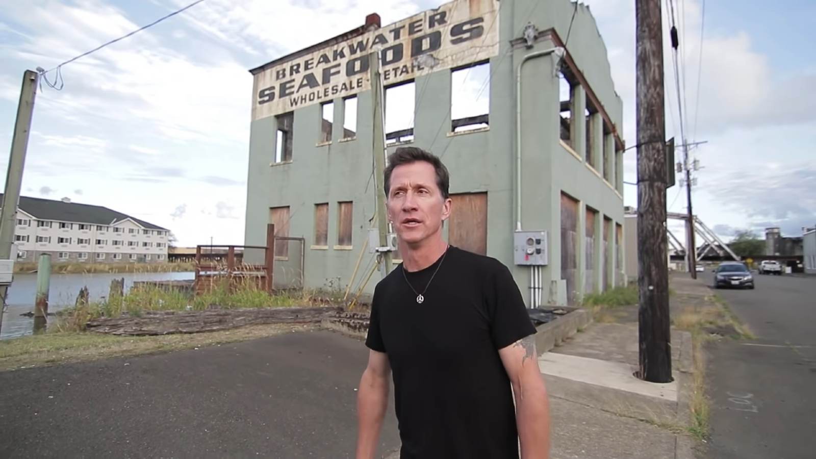 Morre aos 55 anos Mike Howe, vocalista do Metal Church - Headbangers News