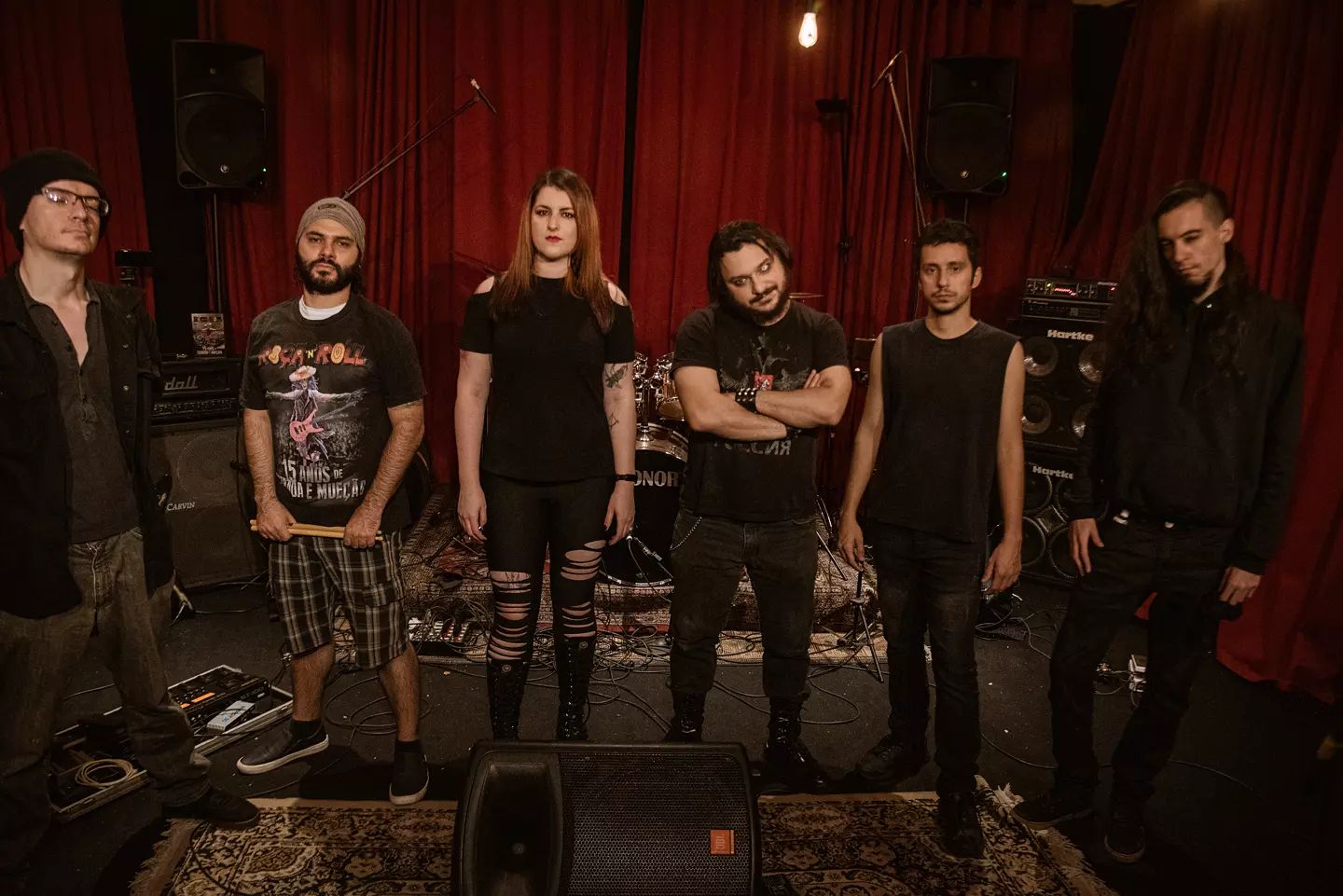 Final Disaster anuncia data de lançamento do álbum de estreia 'Halls Of ...