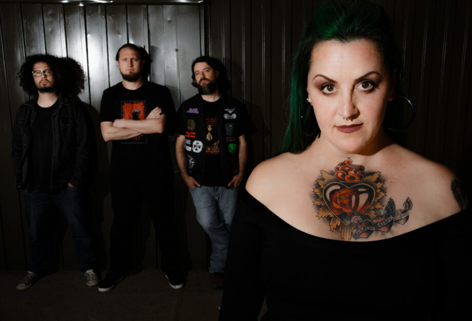 Integrantes da Staut lançam single de seu projeto paralelo UM ...