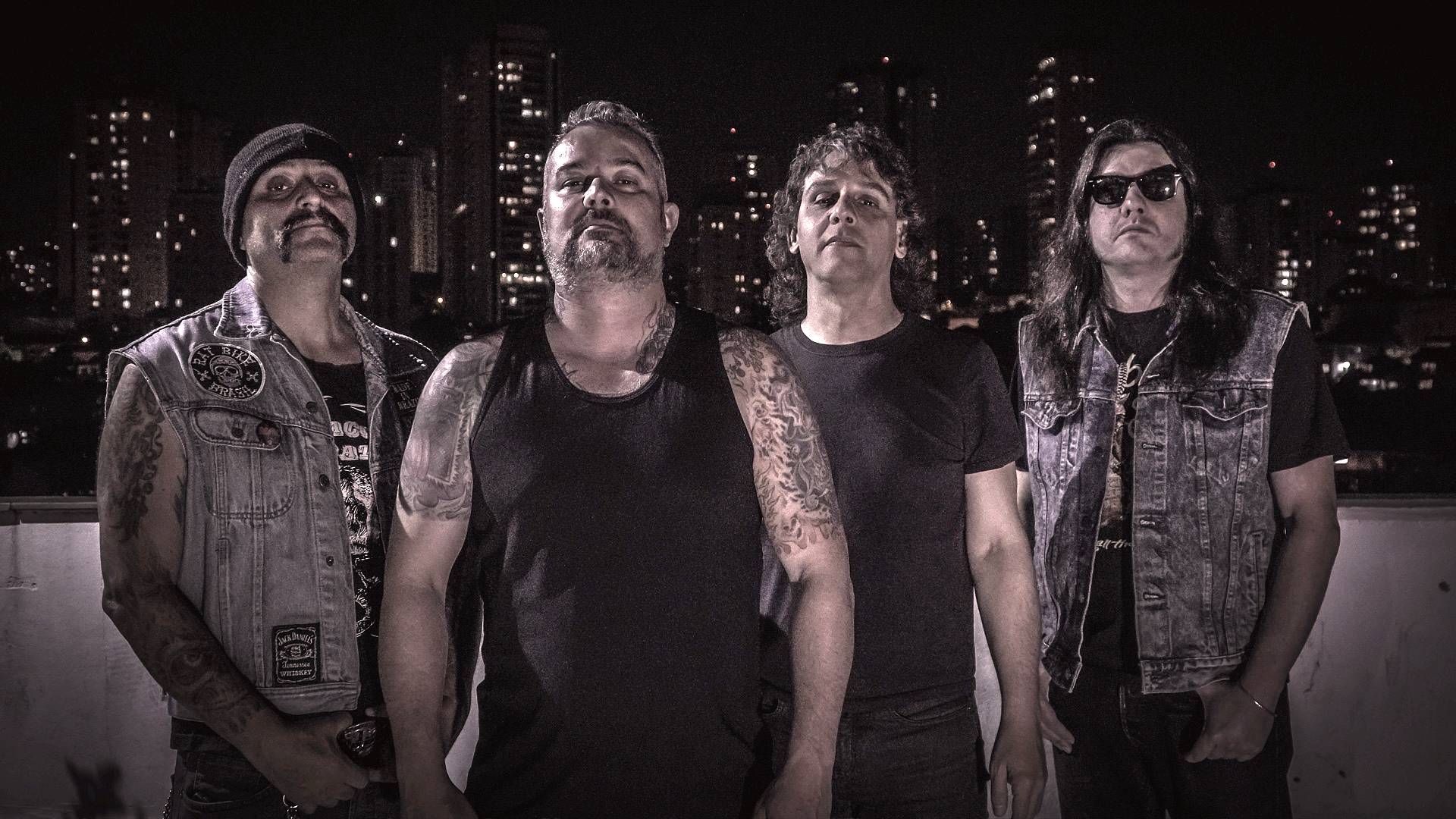 Baranga promete energia máxima no primeiro show com público desde o ...