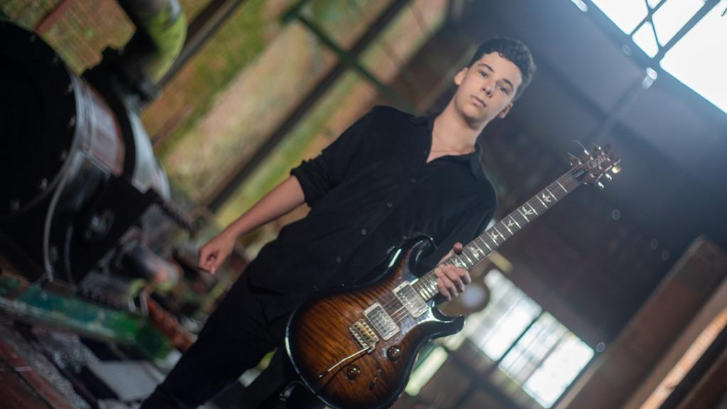 Daniel Fonseca lança videoclipe do single “New Reality” com Felipe ...