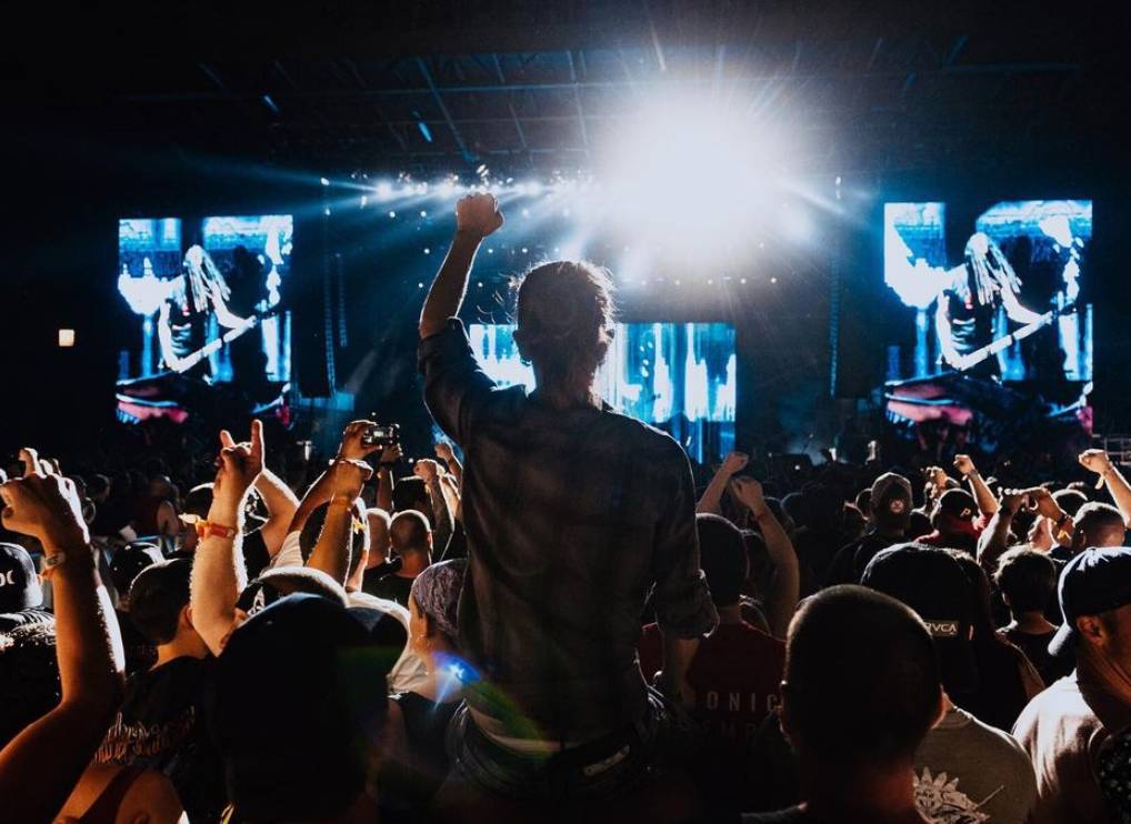 Descubra as 10 bandas imperdíveis do Sonic Temple Festival ...
