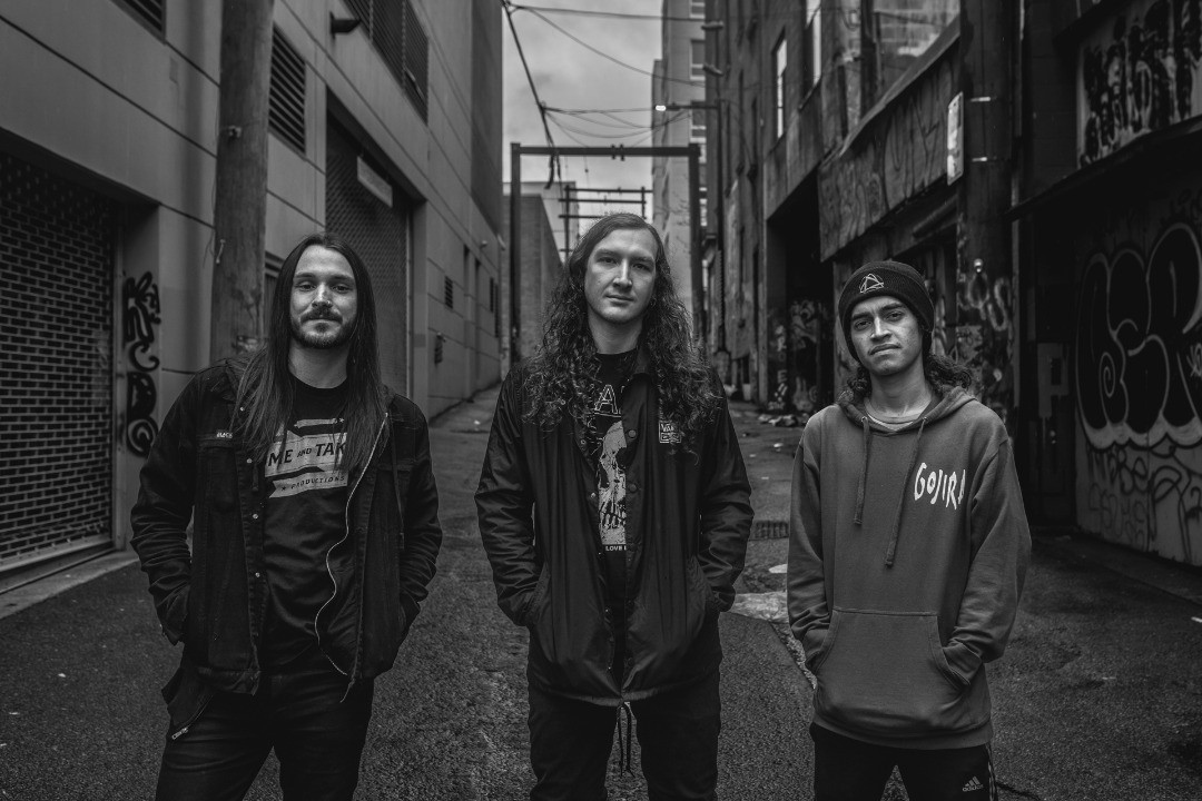 Interloper lança nova faixa "Sanctum" - Headbangers News