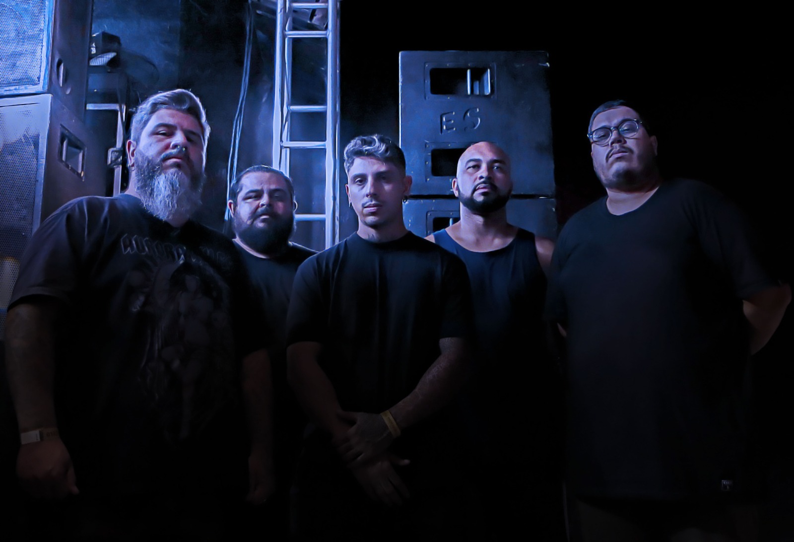 Broad And Sharp: as dificuldades das relações interpessoais modernas em ...