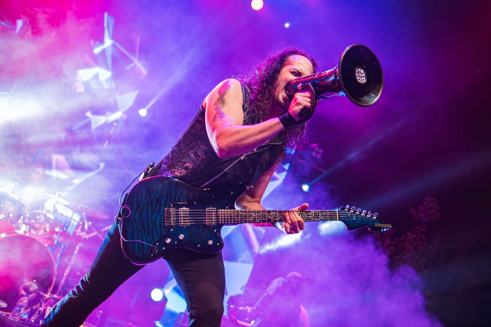 Músico americano-brasileiro Sami Chohfi volta à São Paulo para ...