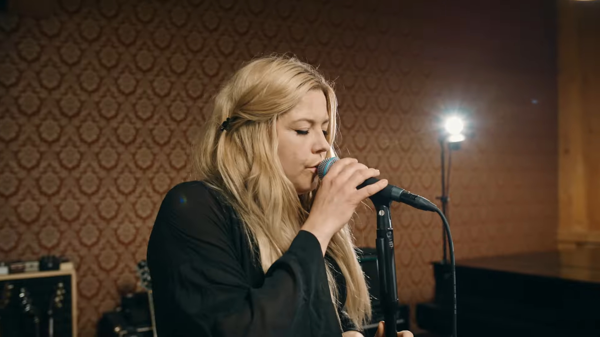 Gaupa lança videoclipe ‘Moloken (Live At Monkey Moon Studios)’ - Rock ...