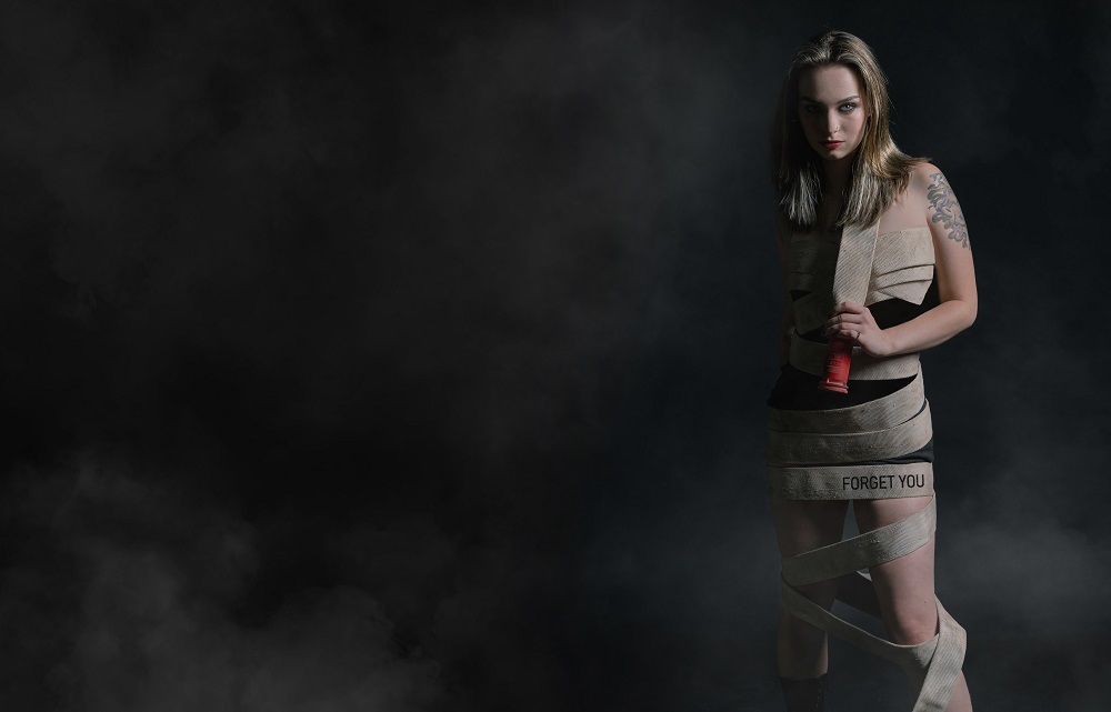 Avalon Stone estreia no cenário hard rock e metal com single "Forget ...