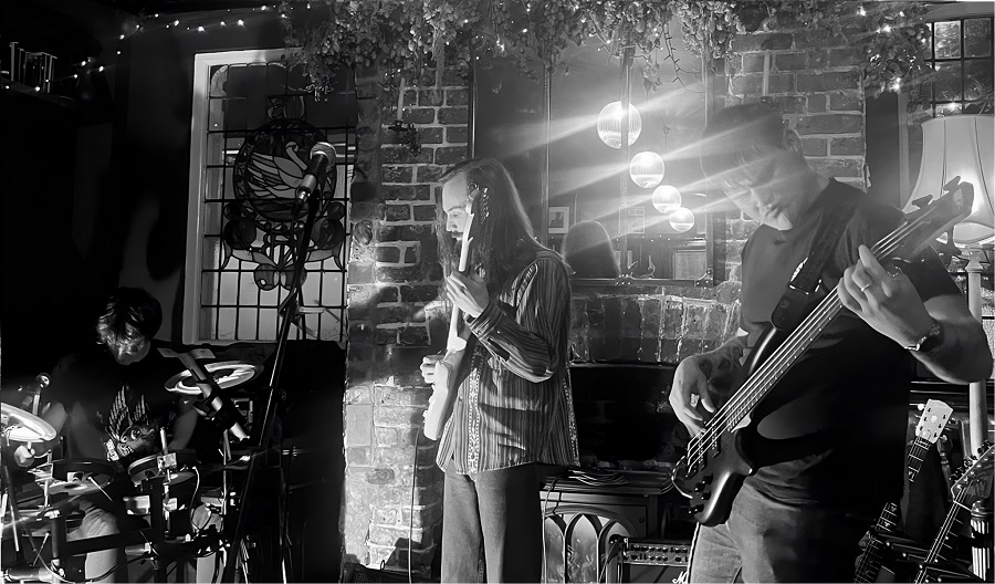 Figurehead: banda de post metal lança EP 'The Comet' - Headbangers News