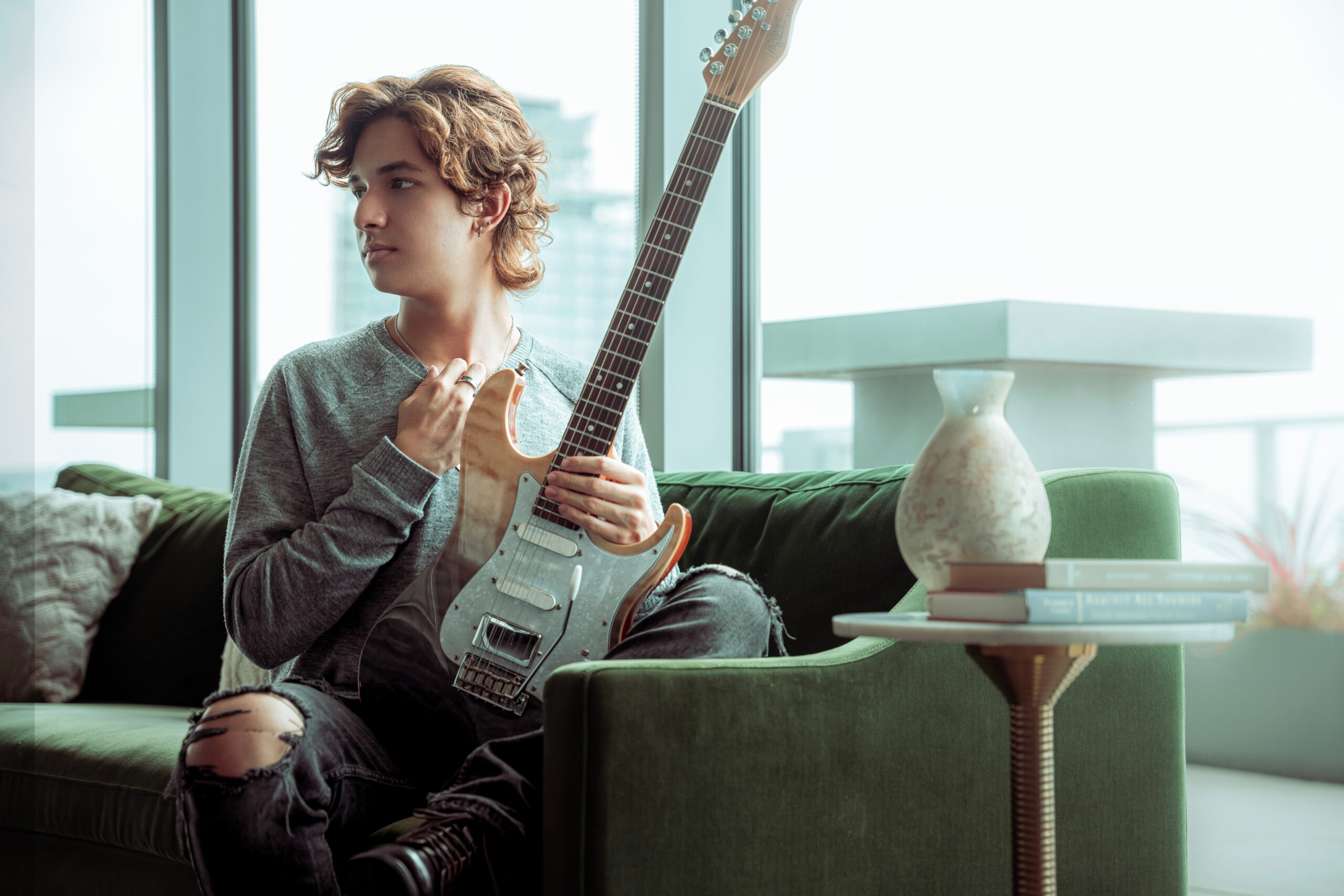 Tony Rodrigues, da banda Dead Marble, anuncia parceria com a Tagima ...