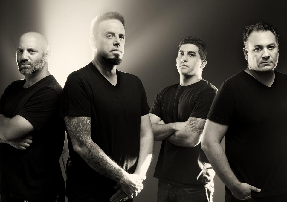 Enrage lança o single “Old Boy” e anuncia álbum "The Greys" para abril ...