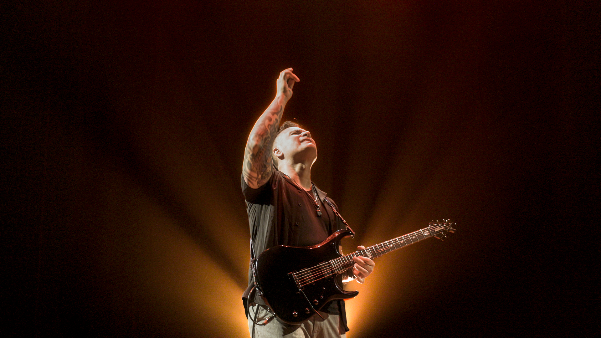 Rod Rodrigues lança videoclipe cinematográfico para "Tales Of A ...