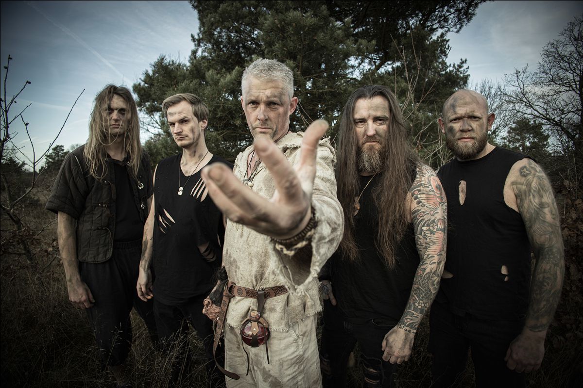 Trold lança novo single e vídeo "Med Høtyv Og Fakkel" em antecipação ao ...