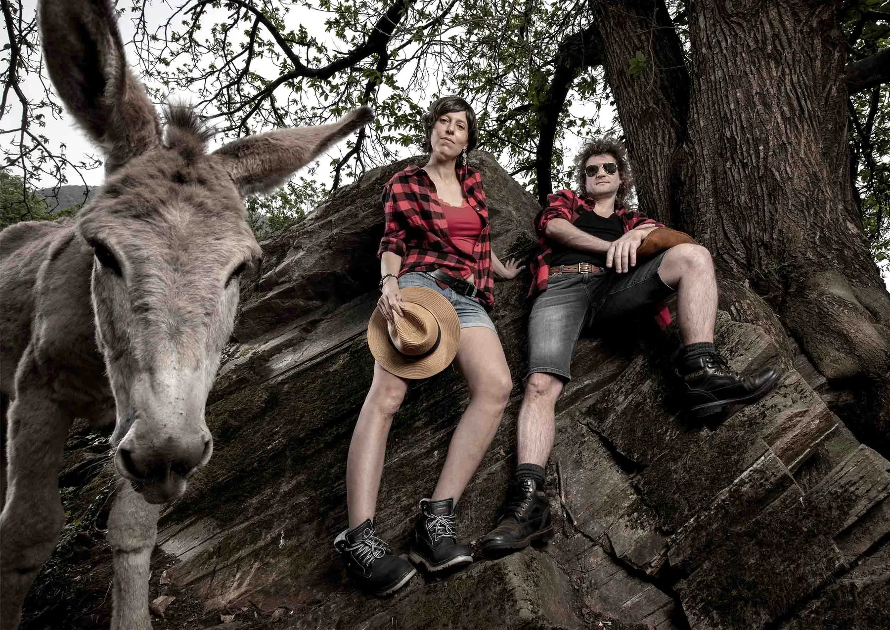 Powerhill mistura rock e humor rural com o novo single “Powerhill” e prepara álbum de estreia ...